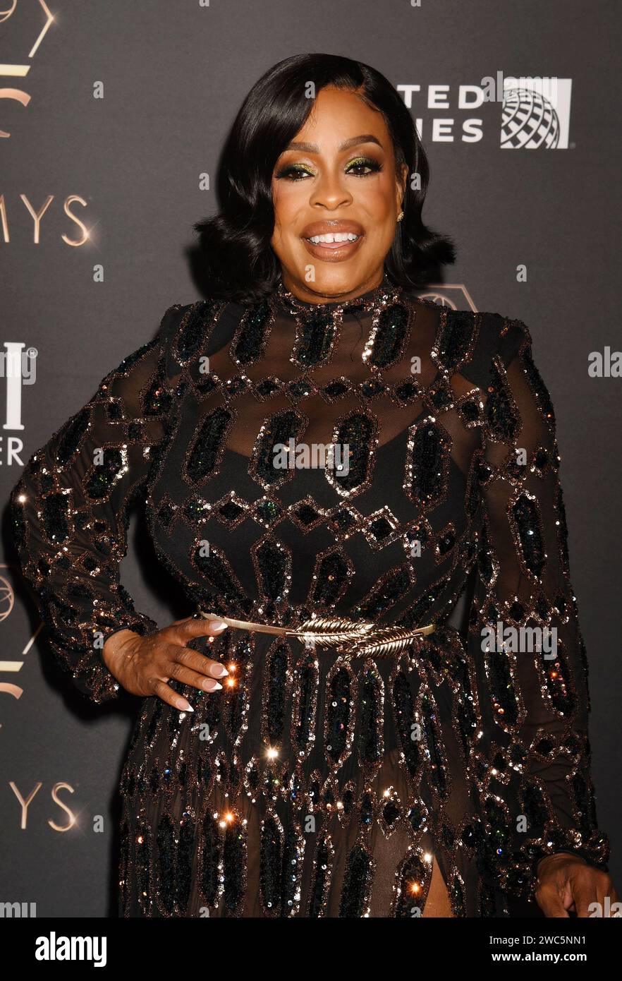 LOS ANGELES, CALIFORNIA - JANUARY 13: Niecy Nash-Betts attends the 75th ...