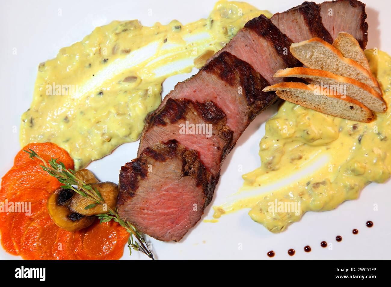 Steak medium roast, cut into pieces in creamy mushroom sauce. Steak ...