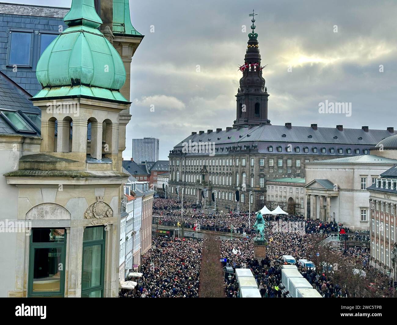 Copenhagen, Denmark. 14th Jan, 2024. People gather in the square at ...