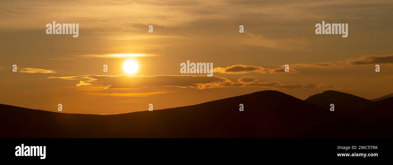 Site header with mountain range panorama. Mountain silhouettes at the ...