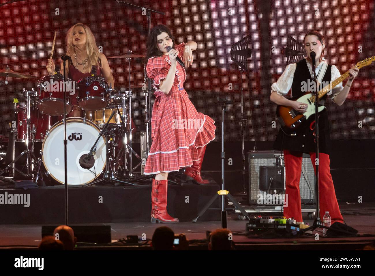 Abigail Morris, Lizzie Mayland and Rebekah Rayner of The Last Dinner ...