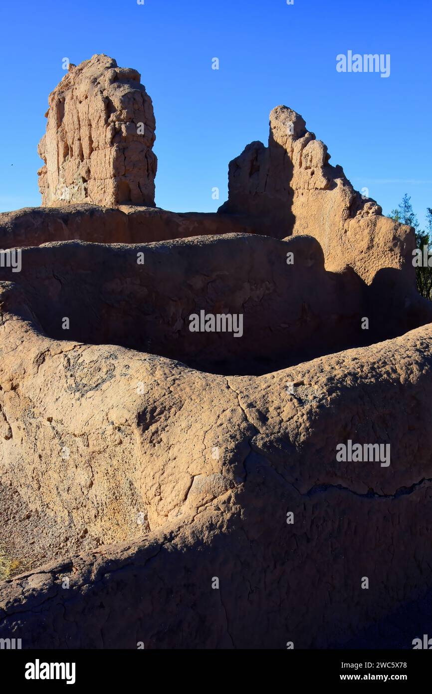 Ancient Casa Grande Ruins National Monument of the Pre-columbian ...
