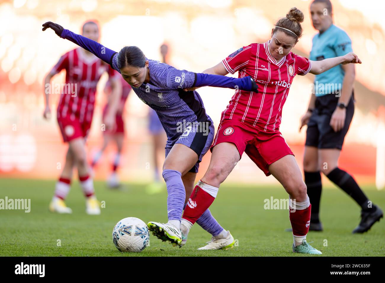 Bristol, UK. 14th January 2024. Fuka Nagano of Liverpool under pressure ...