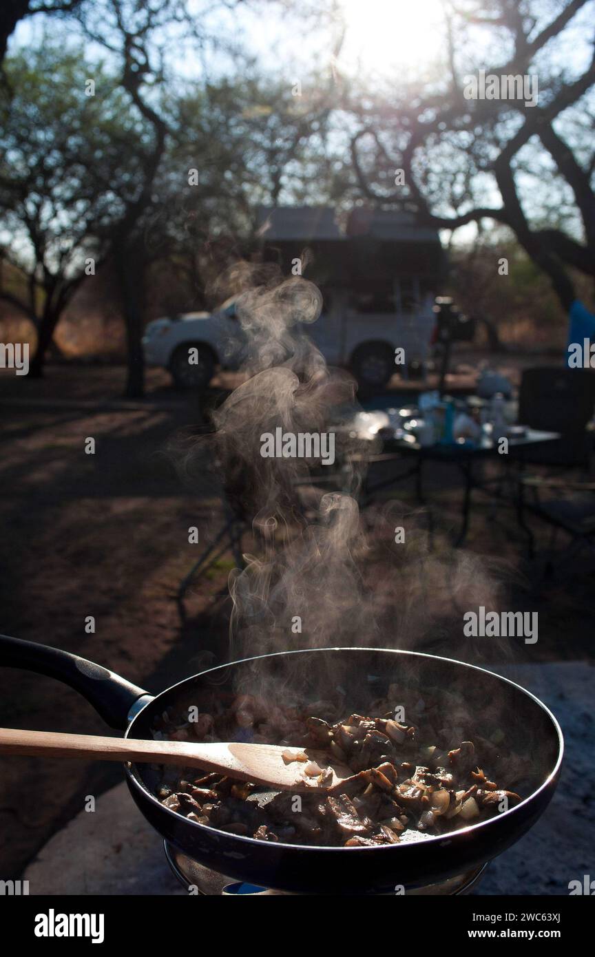 Camping with breakfast, morning, camping, roof tent, cooking, food ...