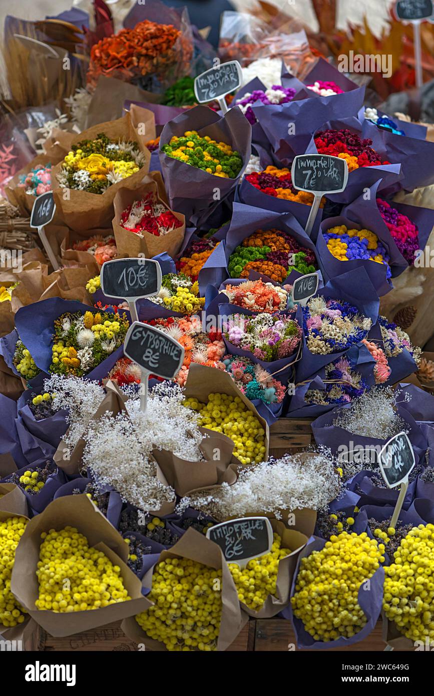 Sales trolley hi-res stock photography and images - Alamy