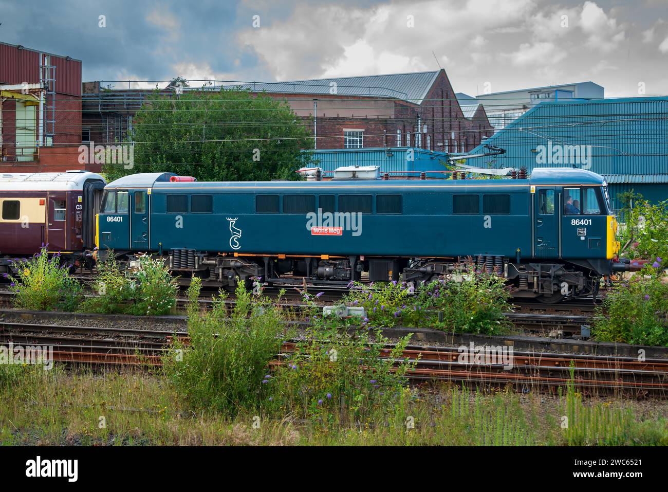 Sleeper class hi-res stock photography and images - Alamy