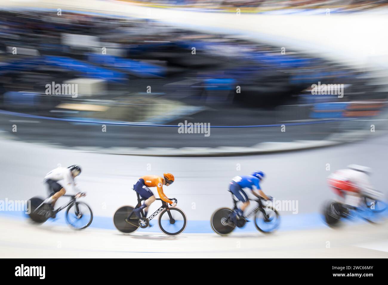APELDOORN - Atmospheric image of Harrie Lavreysen in action during the ...