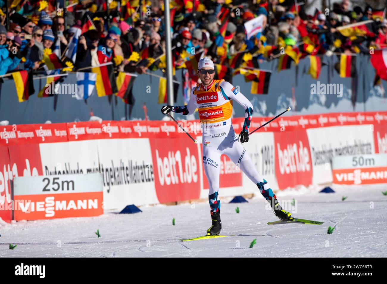 Jarl Magnus Riiber (Norwegen) jubelt im Ziel ueber den Sieg, GER, FIS ...