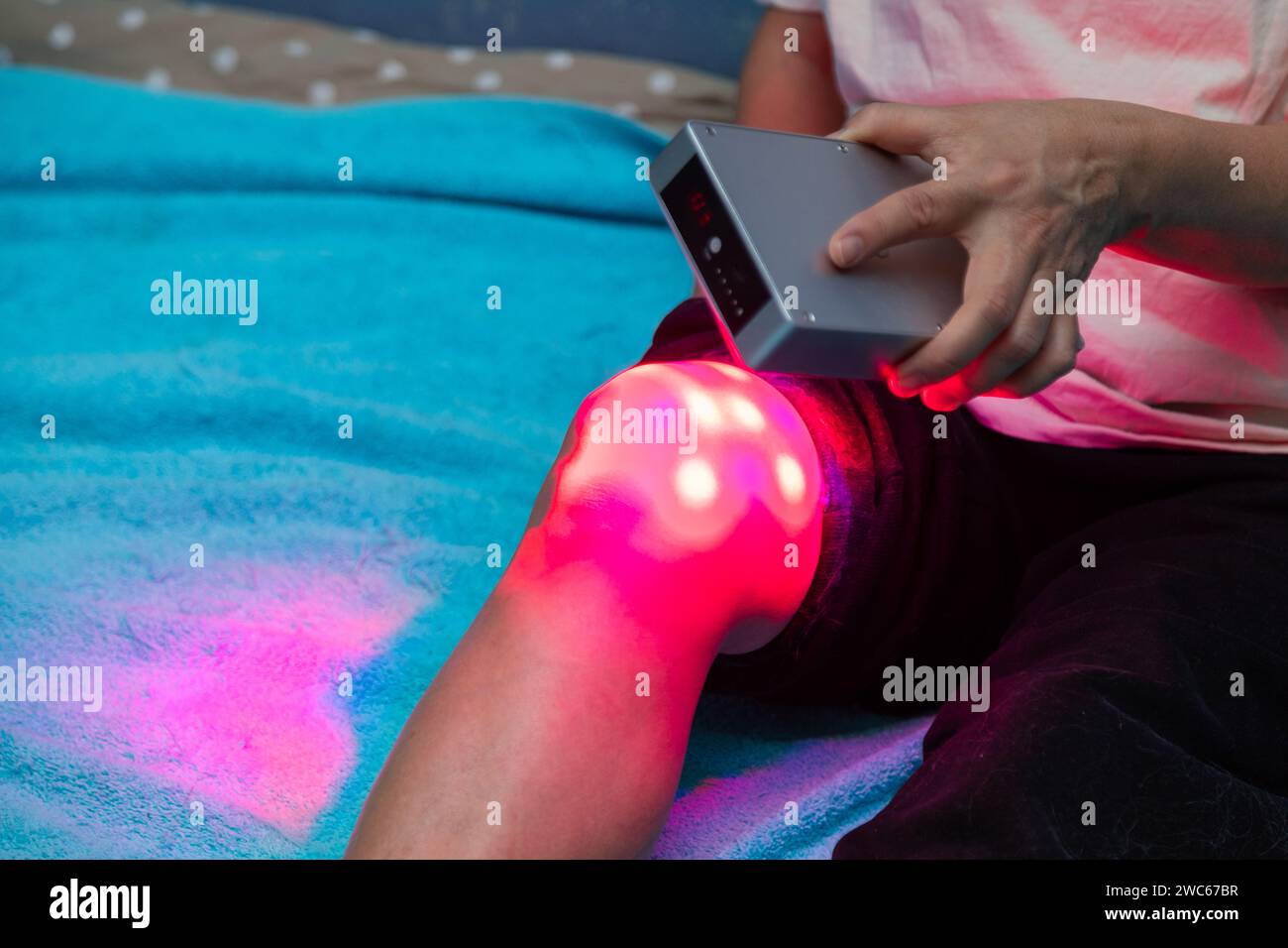 Sore leg hi-res stock photography and images - Alamy