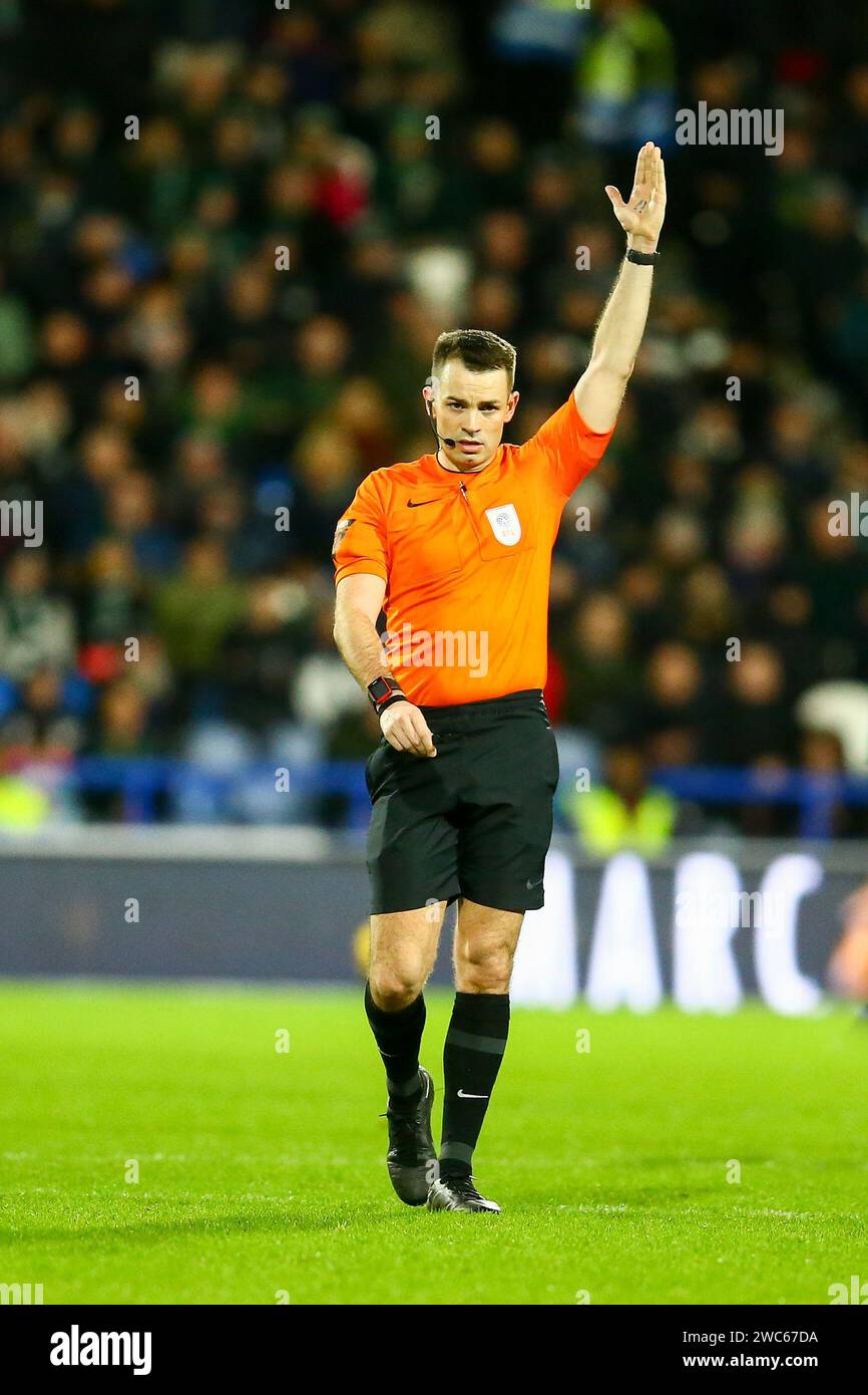 John Smith's Stadium, Huddersfield, England - 13th January 2024 Referee ...