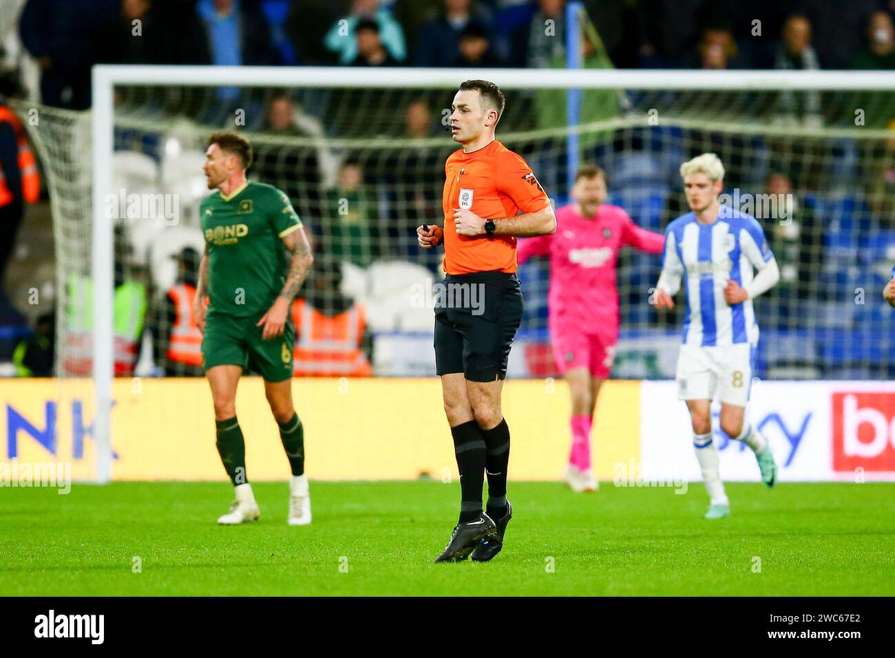 John Smith's Stadium, Huddersfield, England - 13th January 2024 Referee ...