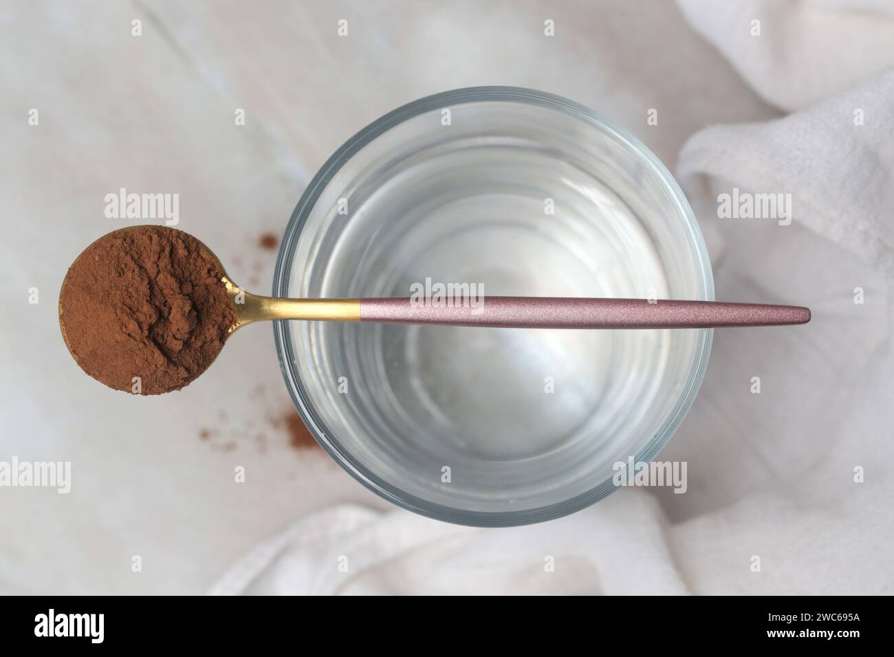 Unsweetened cocoa powder hi-res stock photography and images - Alamy