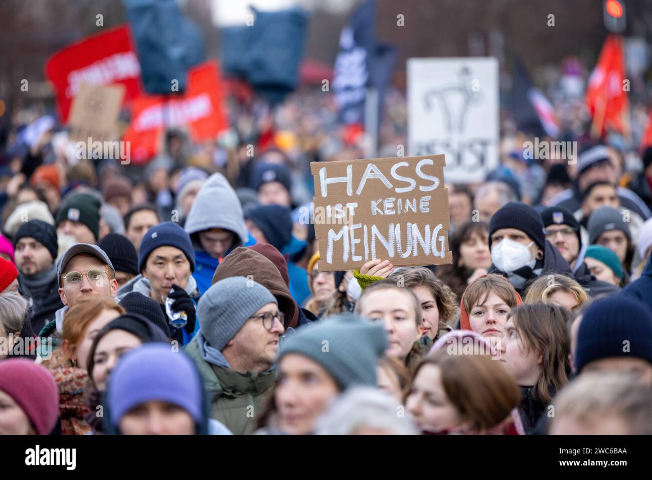 Demo gegen Rechts vorm Brandenburger Tor in Berlin Berlin, Deutschland - 14. Januar 2024 ...