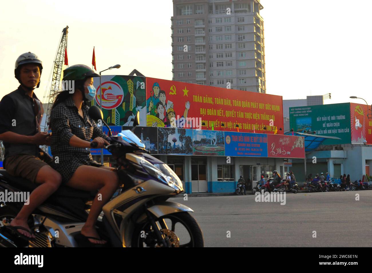 strong motorcycle an road traffic in vietnam motorcycle traffic in ...