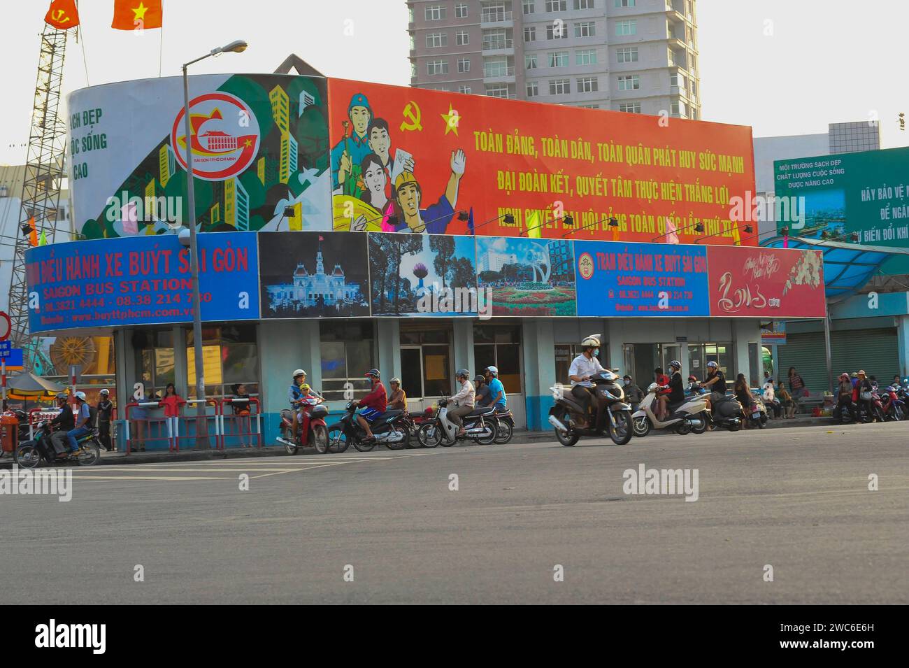 strong motorcycle an road traffic in vietnam motorcycle traffic in ...