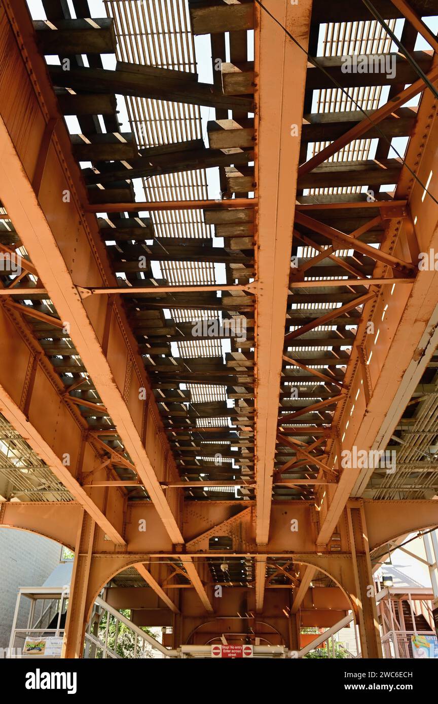 Elevated structure hi-res stock photography and images - Alamy