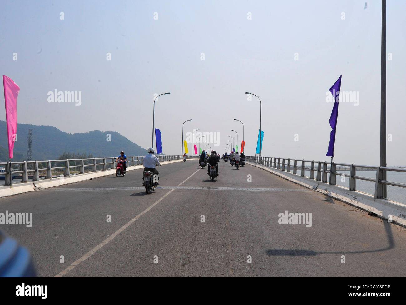 strong motorcycle an road traffic in vietnam motorcycle traffic in ...