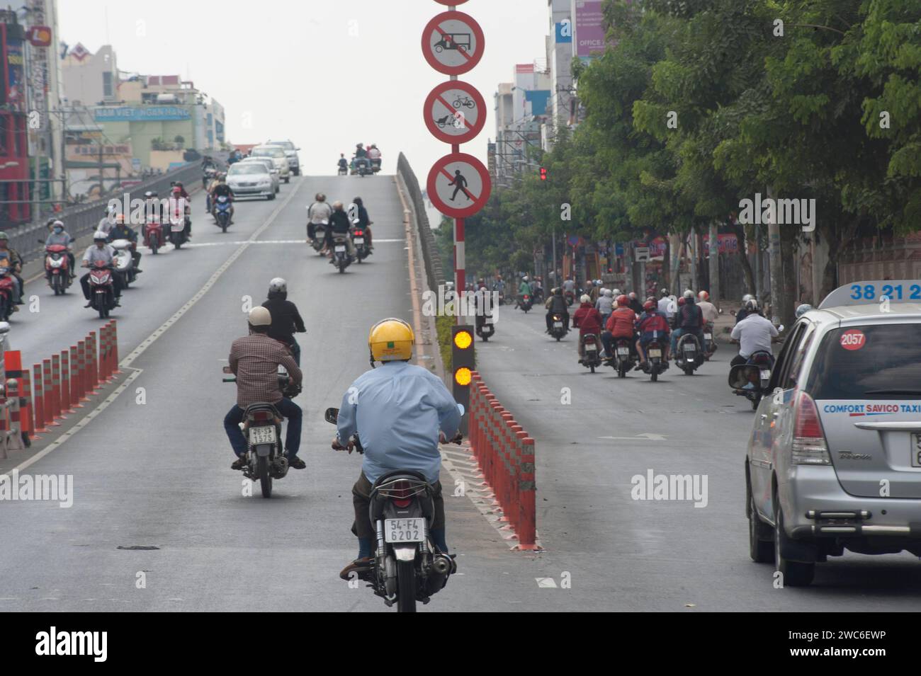 strong motorcycle an road traffic in vietnam motorcycle traffic in ...