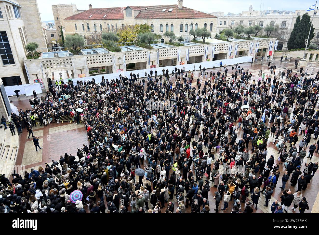 Jerusalem, Israel. 14th Jan, 2024. Israelis attend a 100 days ...