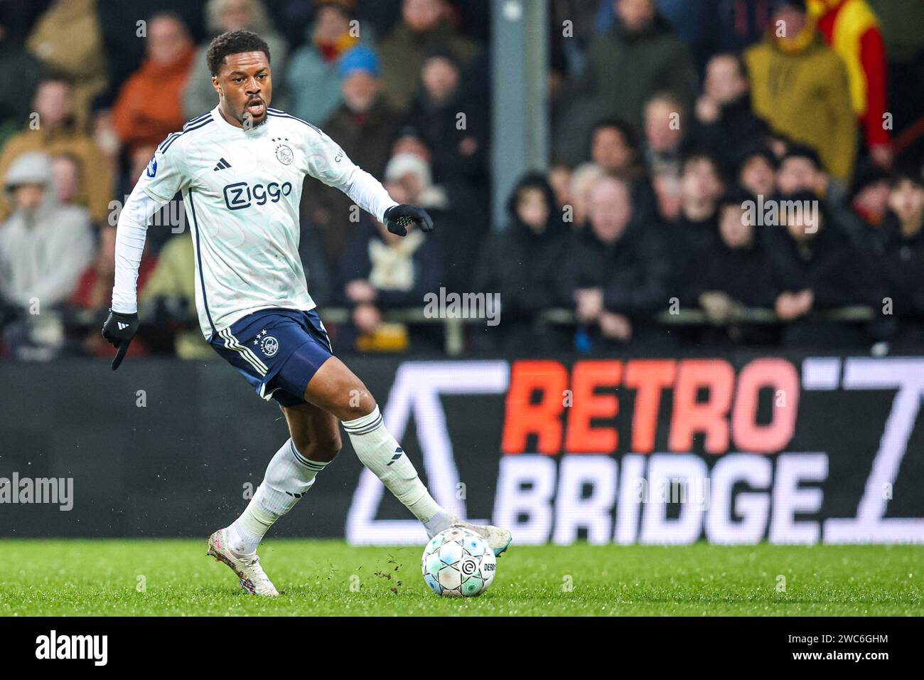 Chuba akpom 2024 hi-res stock photography and images - Alamy