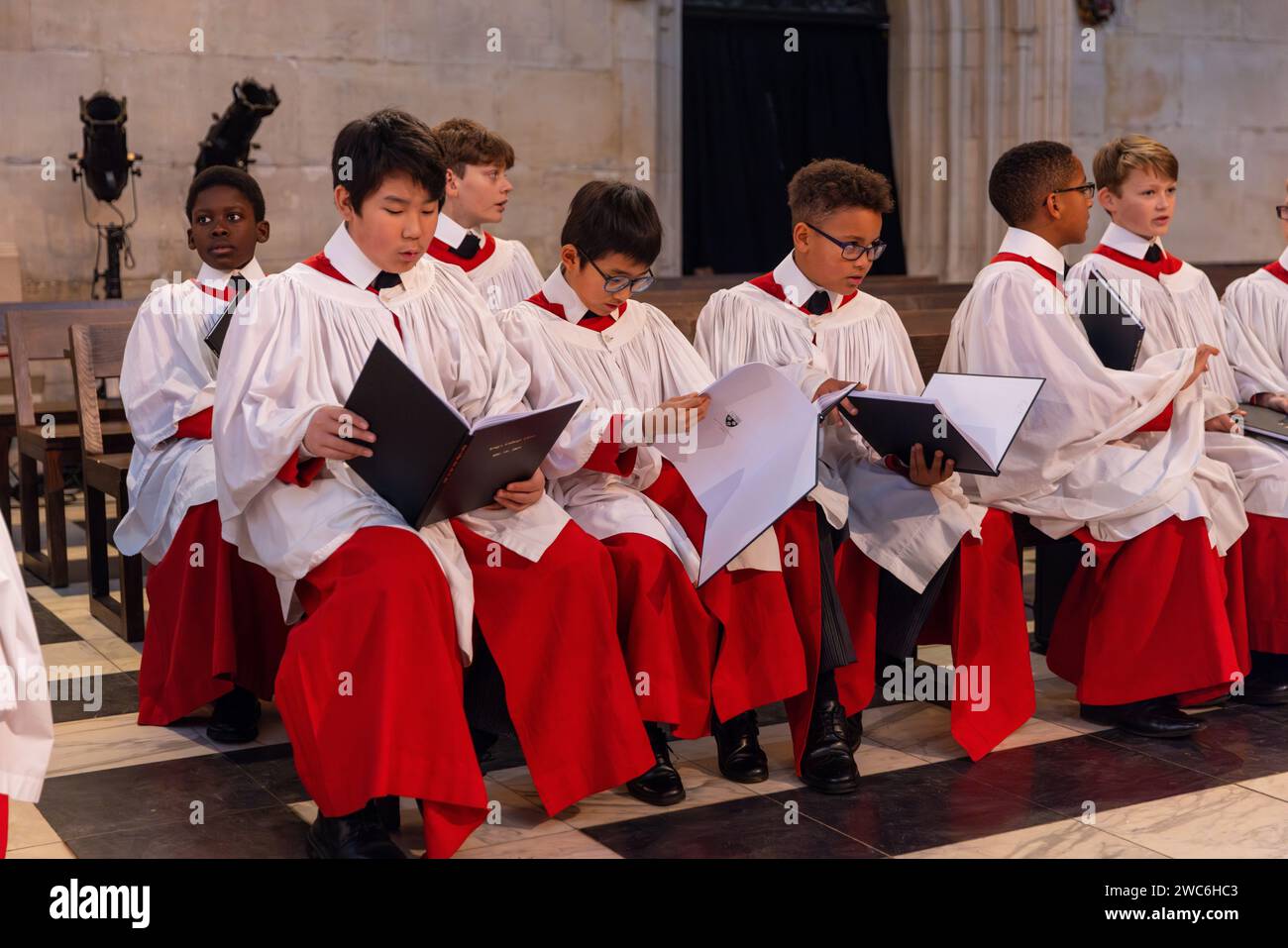 Singing carols by candlelight hi-res stock photography and images - Alamy