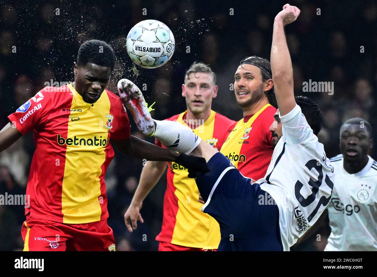DEVENTER - Jamal Amofa of Go Ahead Eagles, Josip Sutalo of Ajax the Dutch Eredivisie match ...