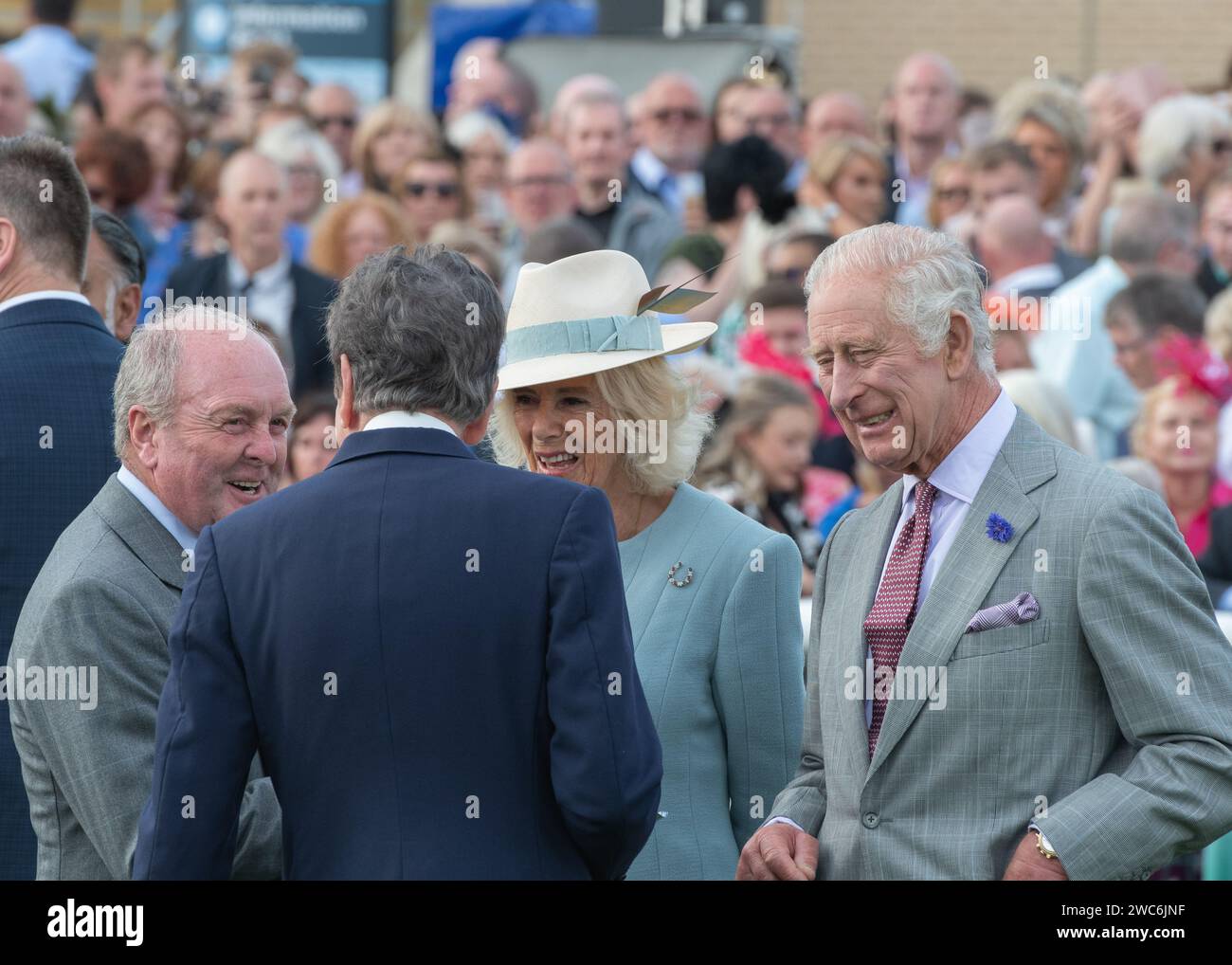 King charles at doncaster racecourse hi-res stock photography and ...
