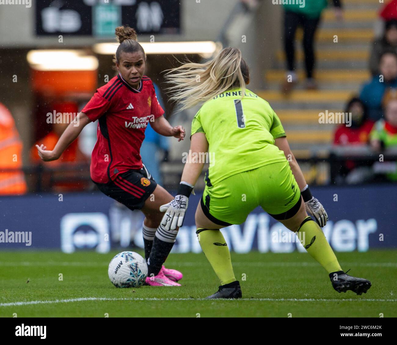 Grace donnelly hi-res stock photography and images - Alamy