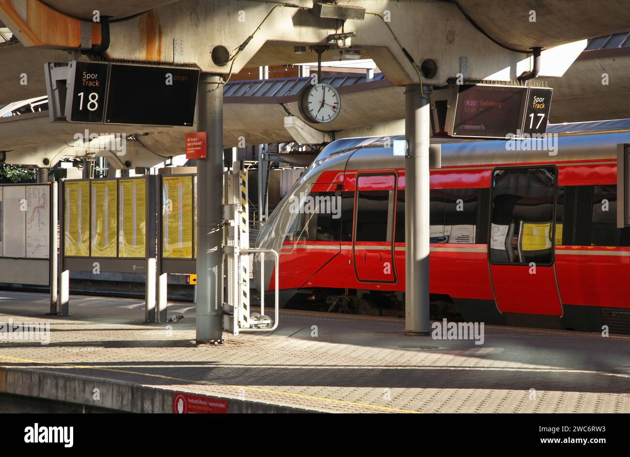 Oslo central train station building hi-res stock photography and images ...