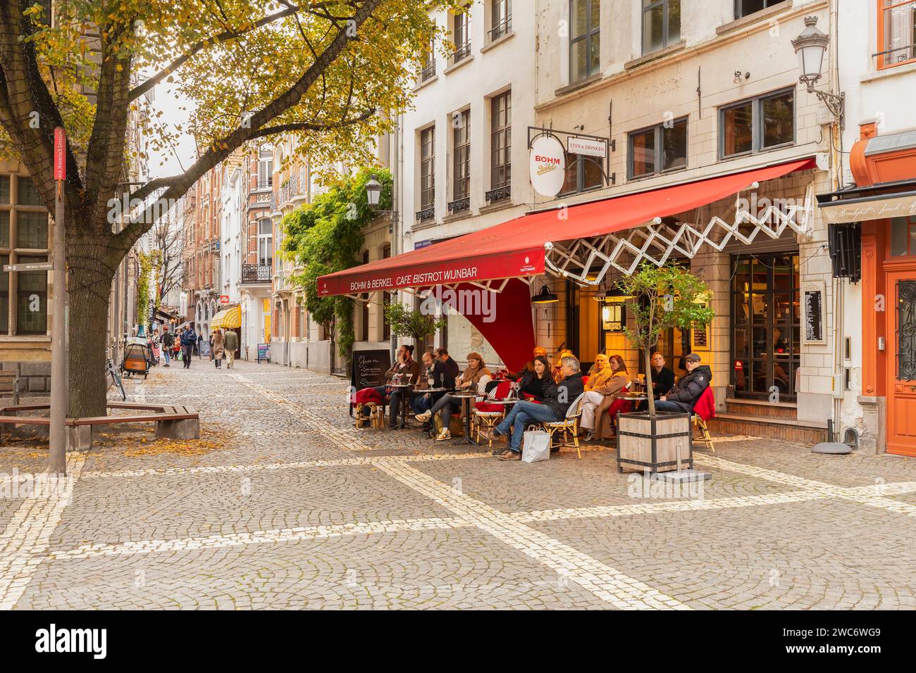 Antwerp belgium autumn hi-res stock photography and images - Alamy