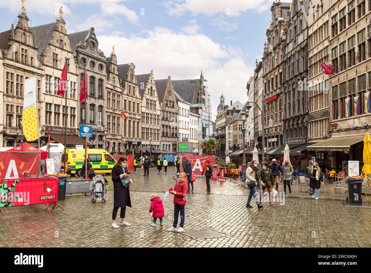 Great Market Square of Antwerp Stock Photo - Alamy