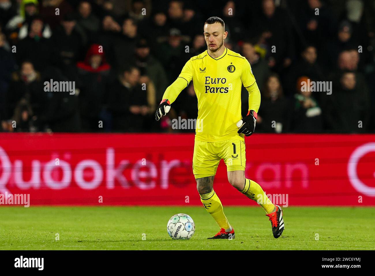 Rotterdam, Nederland. 14th Jan, 2024. ROTTERDAM, NEDERLAND - JANUARY 14: Goalkeeper Justin ...