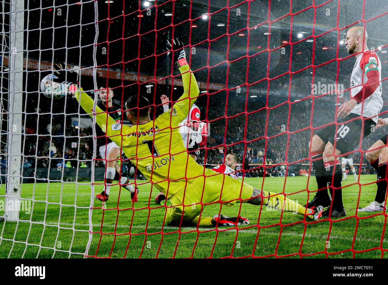 Rotterdam, Nederland. 14th Jan, 2024. ROTTERDAM, NEDERLAND - JANUARY 14: Dirk Proper of NEC ...