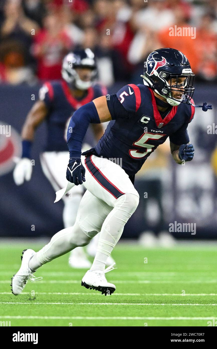 Houston Texans safety Jalen Pitre (5) in action against the Cleveland ...