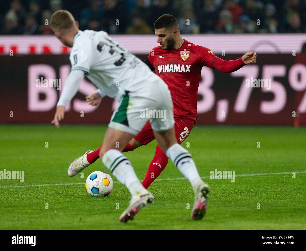 Schuss werfen hi-res stock photography and images - Alamy