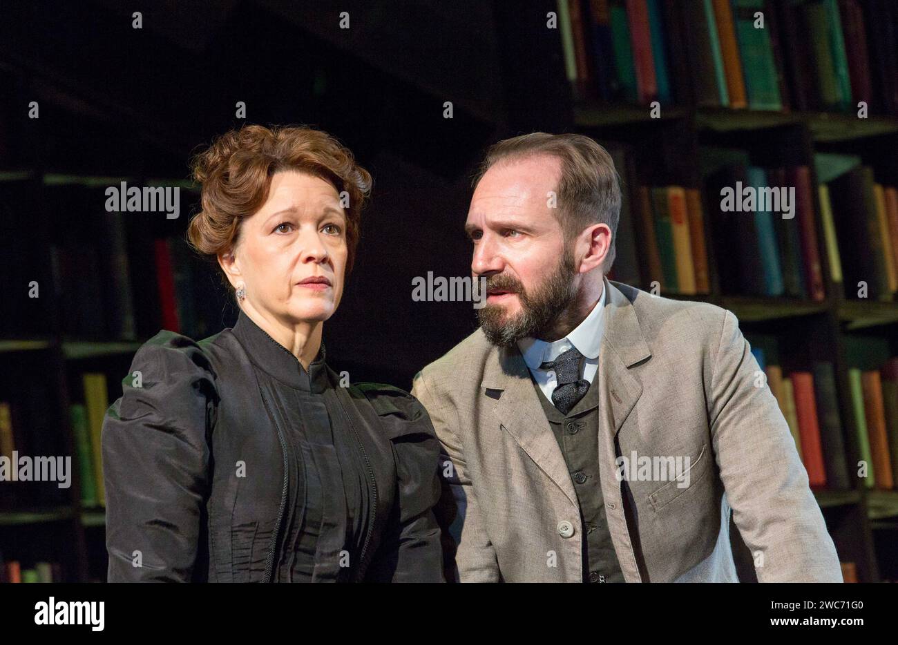 Linda howell hi-res stock photography and images - Alamy