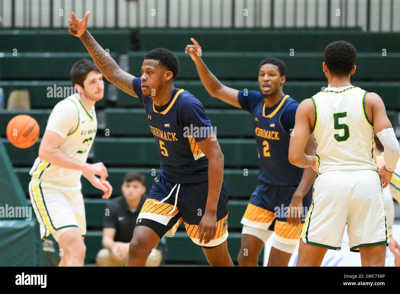 Syracuse, NY, USA. 13th Jan, 2024. Merrimack Warriors guard Devon ...