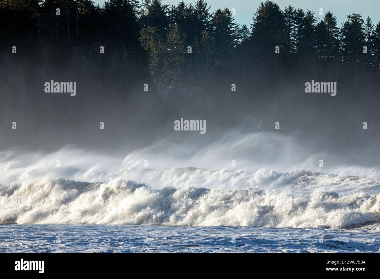 Offshore wind waves hi-res stock photography and images - Alamy