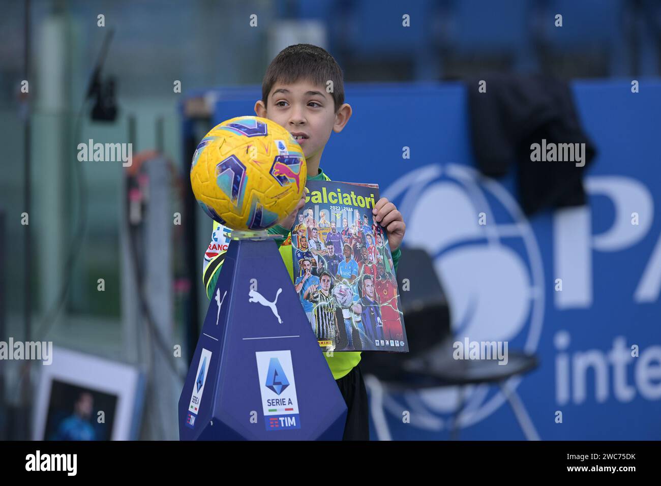 Sticker album hi-res stock photography and images - Alamy