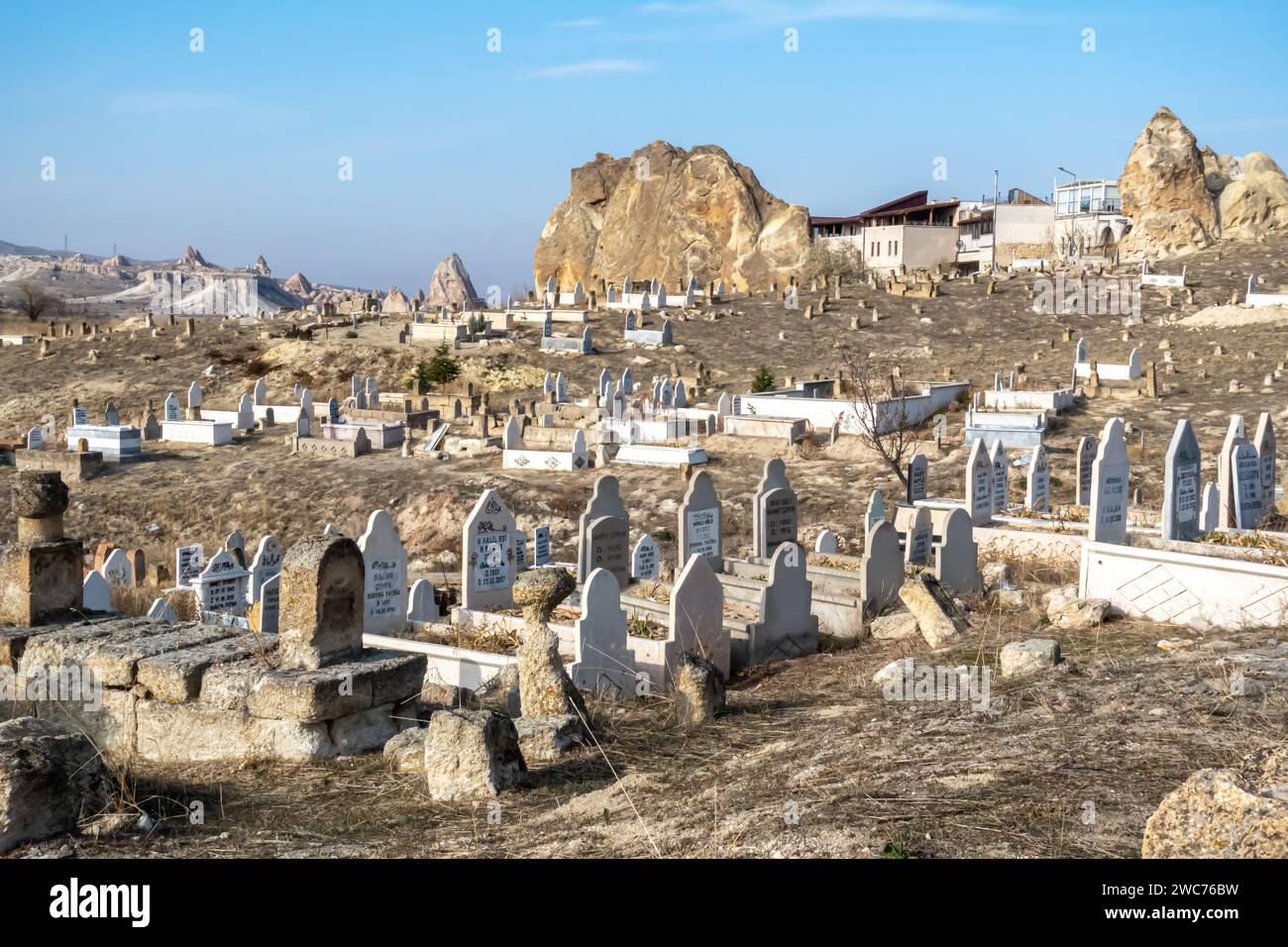 Turkish cemetery hi-res stock photography and images - Alamy