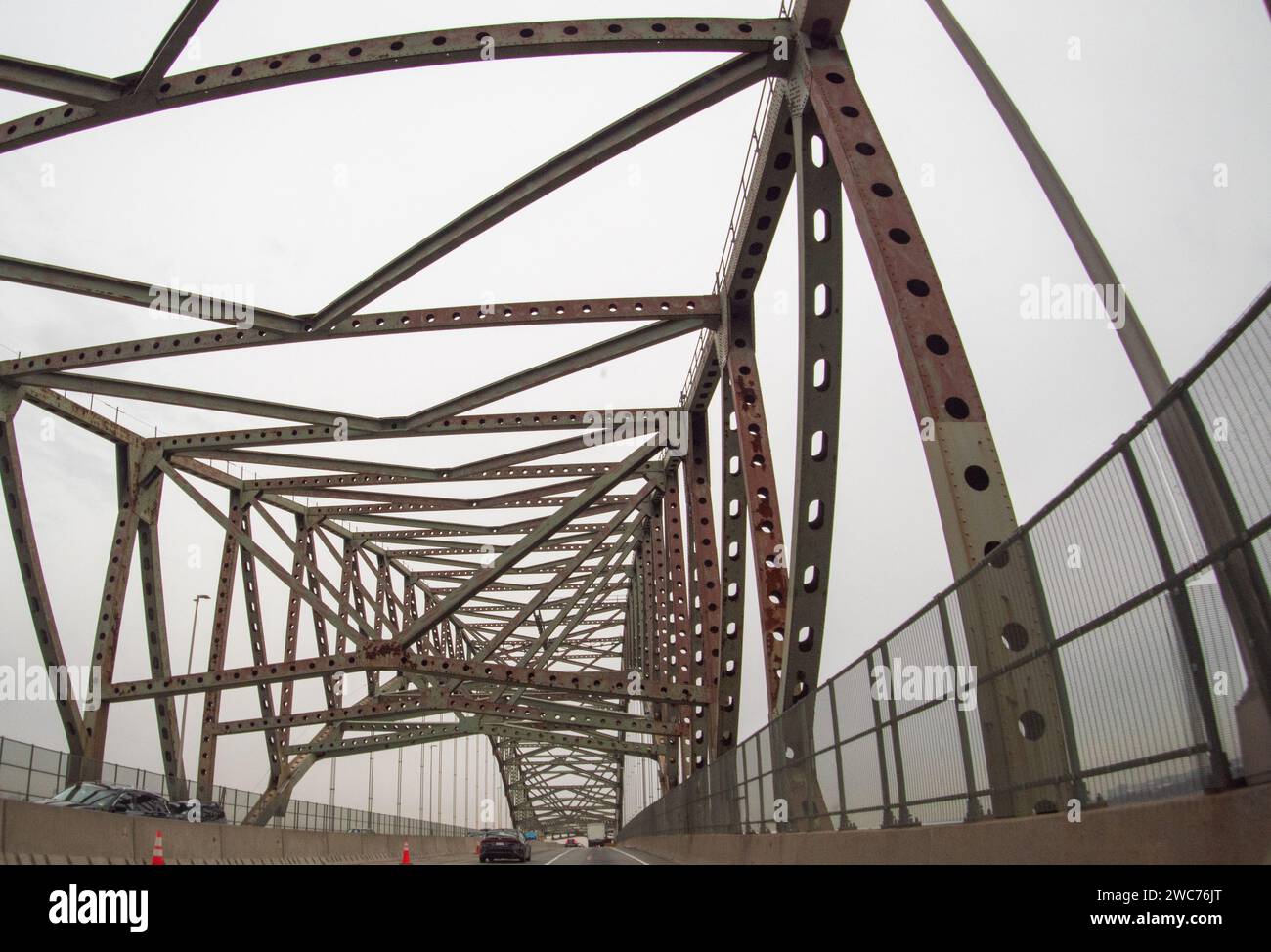 Traffic driving over bridge seen hi-res stock photography and images ...