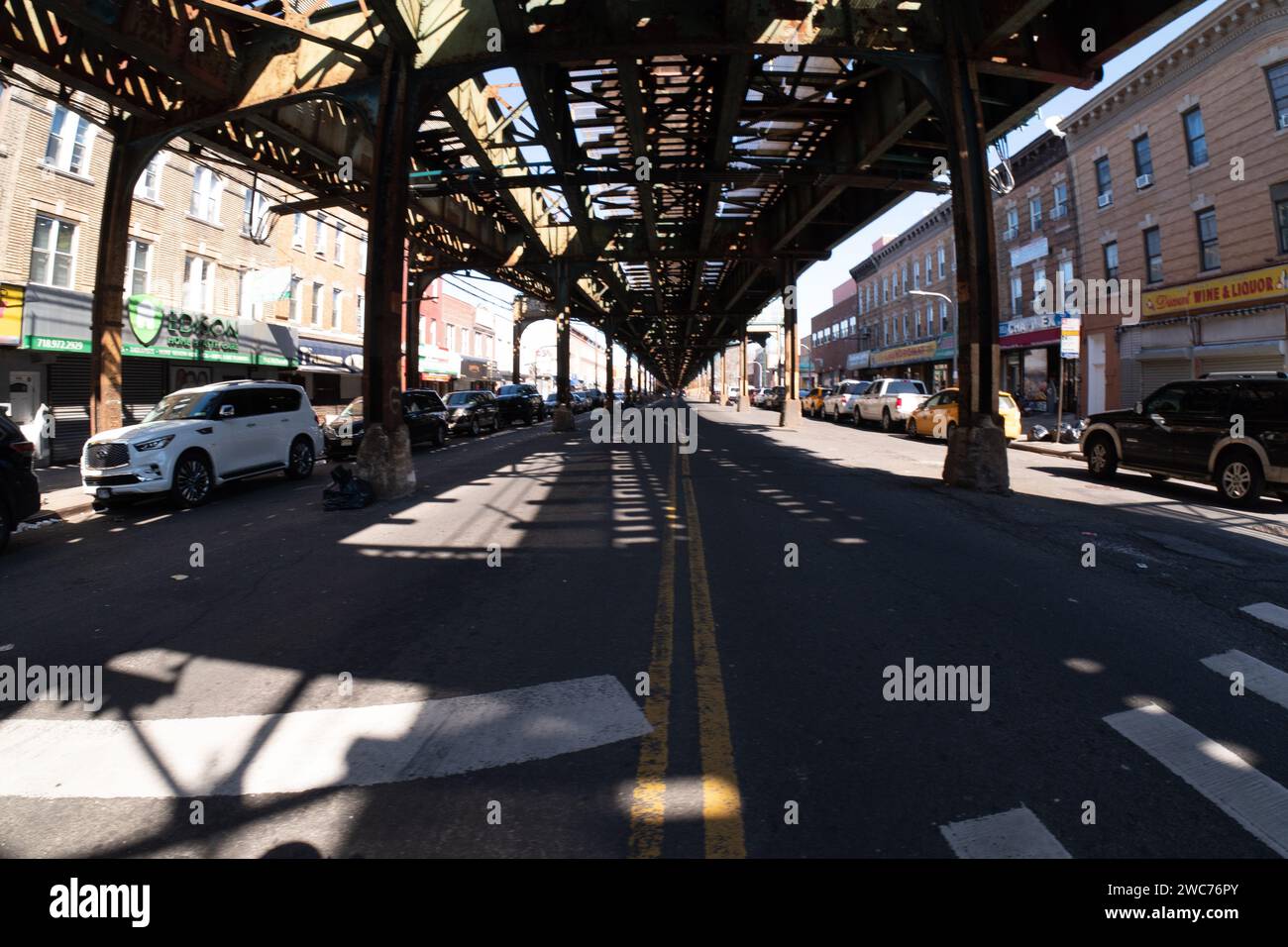 Dynamic urban atmosphere hi-res stock photography and images - Alamy