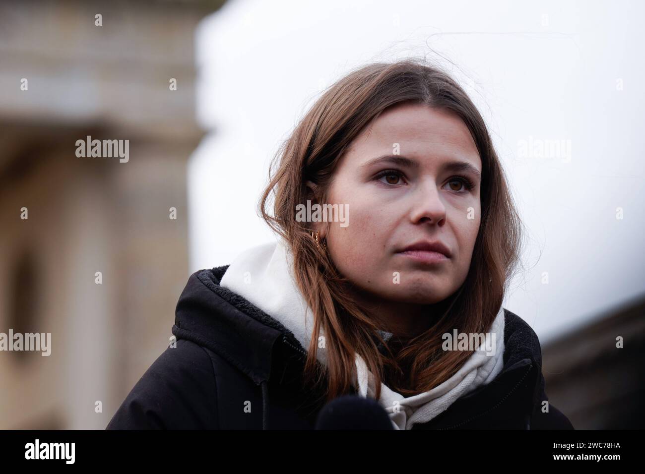 Fridays for Future Berlin demonstrierte gegen rechts, Luisa Neubauer ...