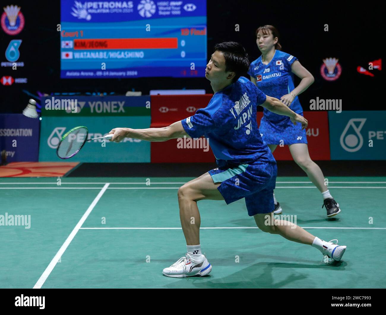 Kuala Lumpur, Malaysia. 14th Jan, 2024. Yuta Watanabe (R) and Arisa ...