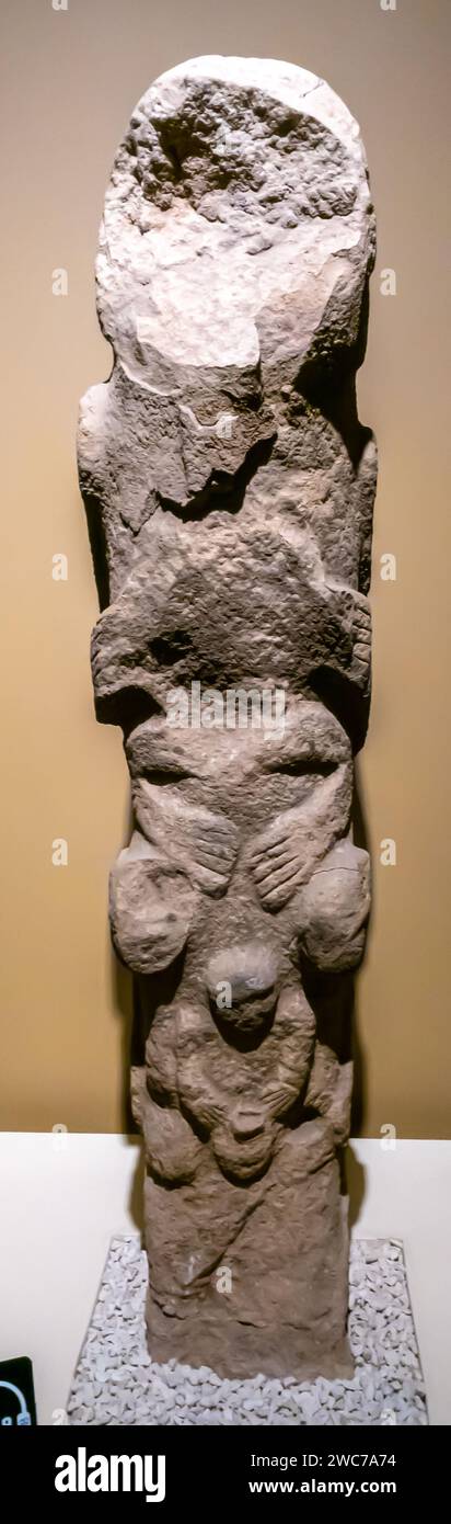 Neolithic totem pole from Göbekli Tepe in Turkey - Urfa (Şanlıurfa ...