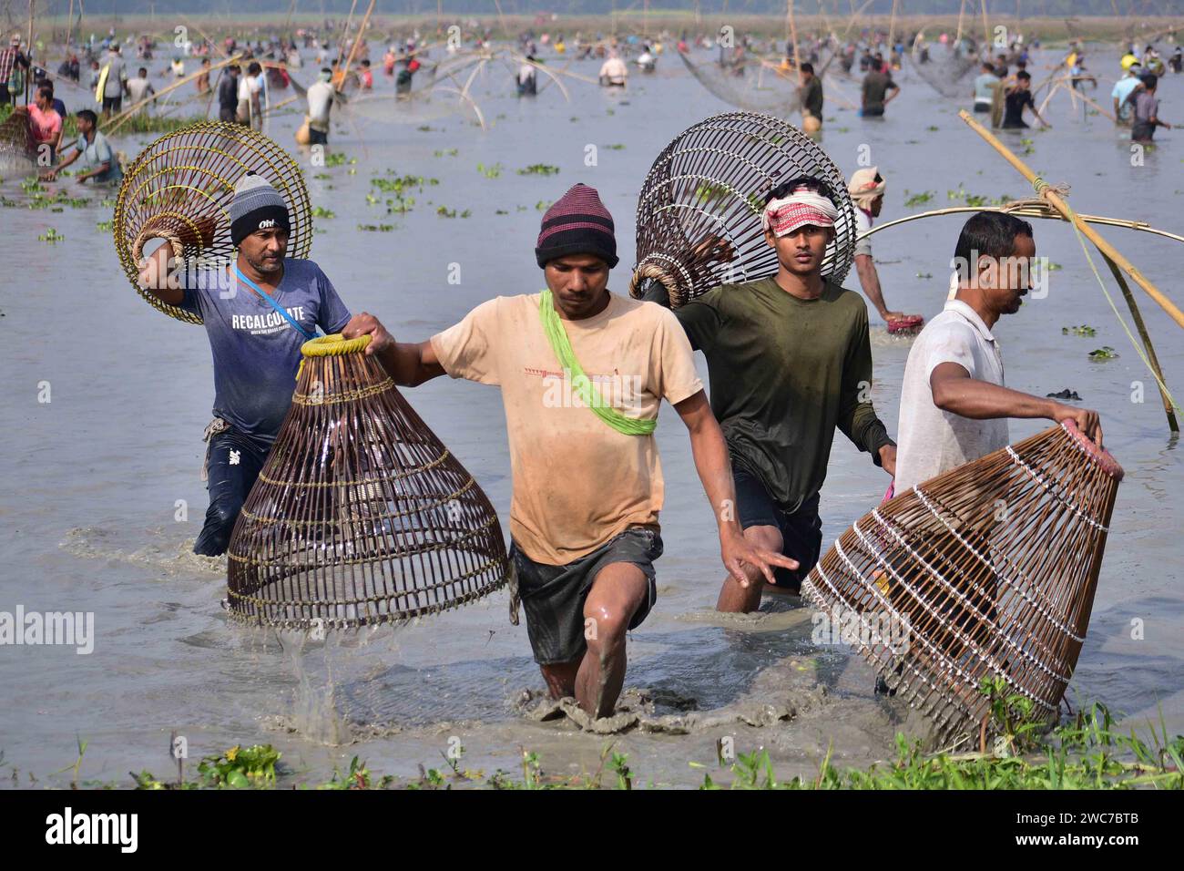 Guwahati, India. 14th Jan, 2024. Villagers are participating in a ...