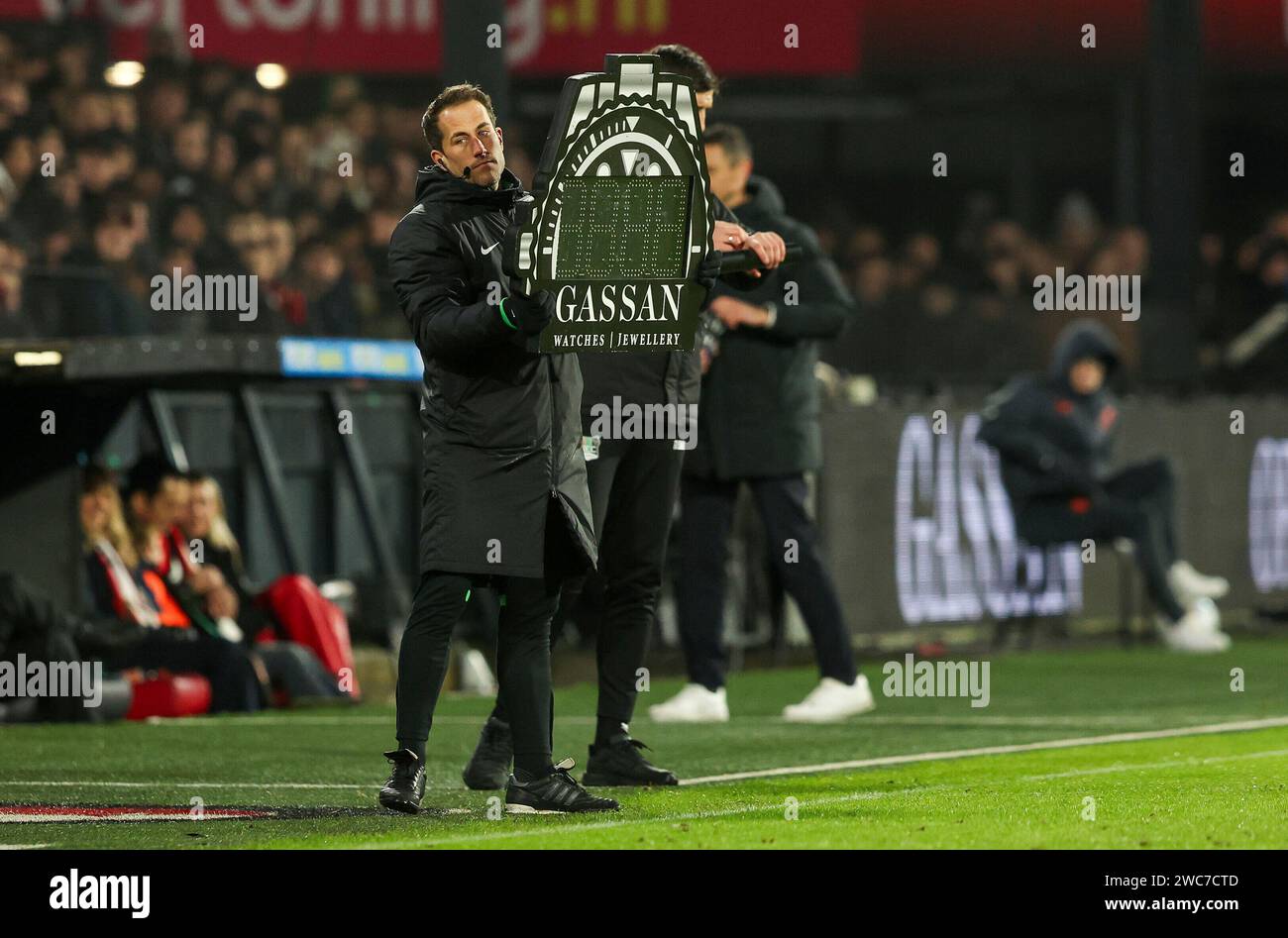Rotterdam, Nederland. 14th Jan, 2024. ROTTERDAM, NEDERLAND - JANUARY 14: Fourth official Martin ...