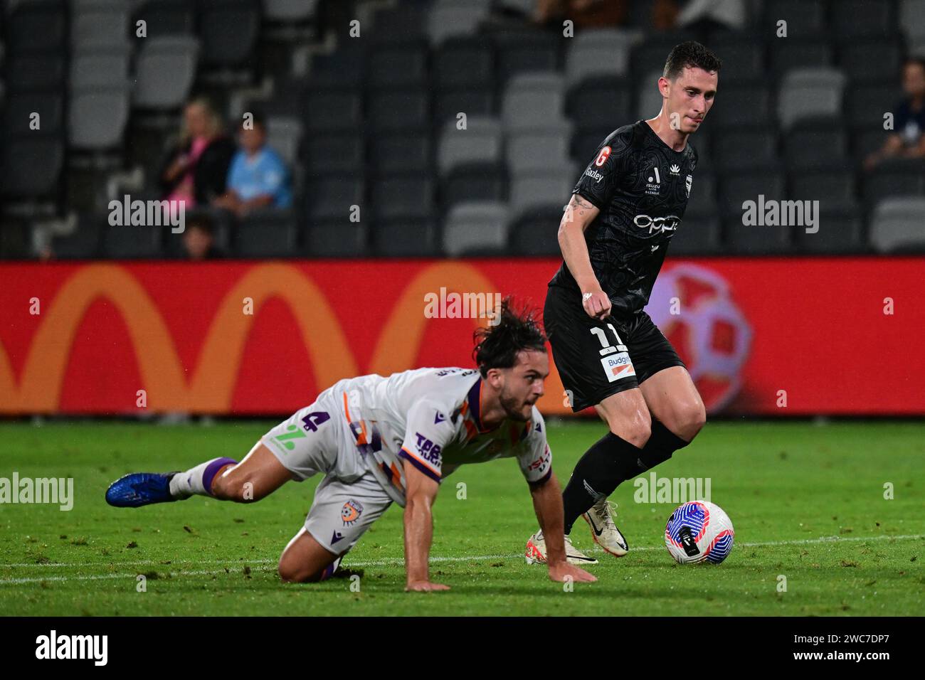 Parramatta, Australia. 14th Jan, 2024. Bozhidar Boykov Kraev (L) of the ...