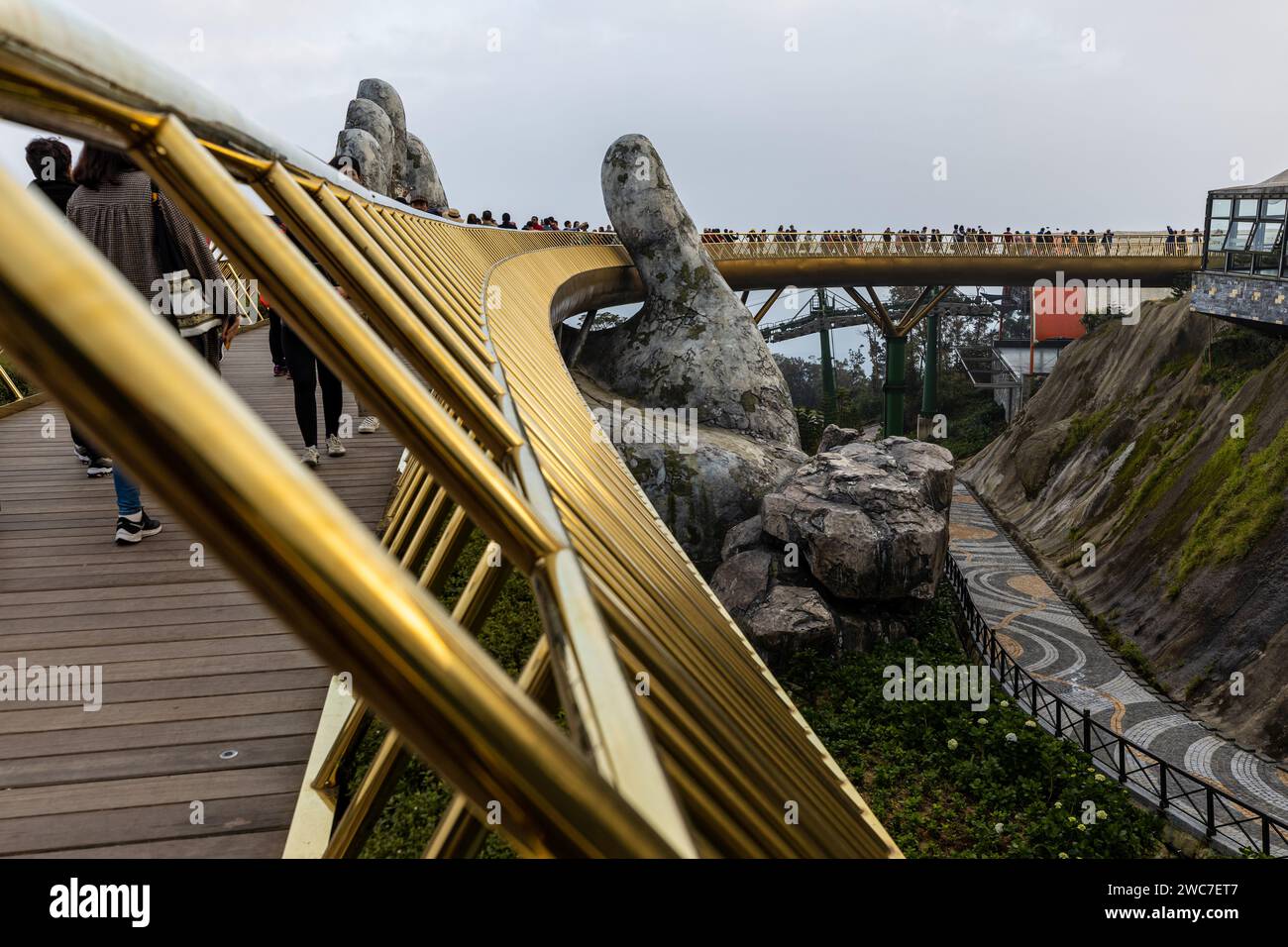 Cau vang golden bridge hi-res stock photography and images - Alamy