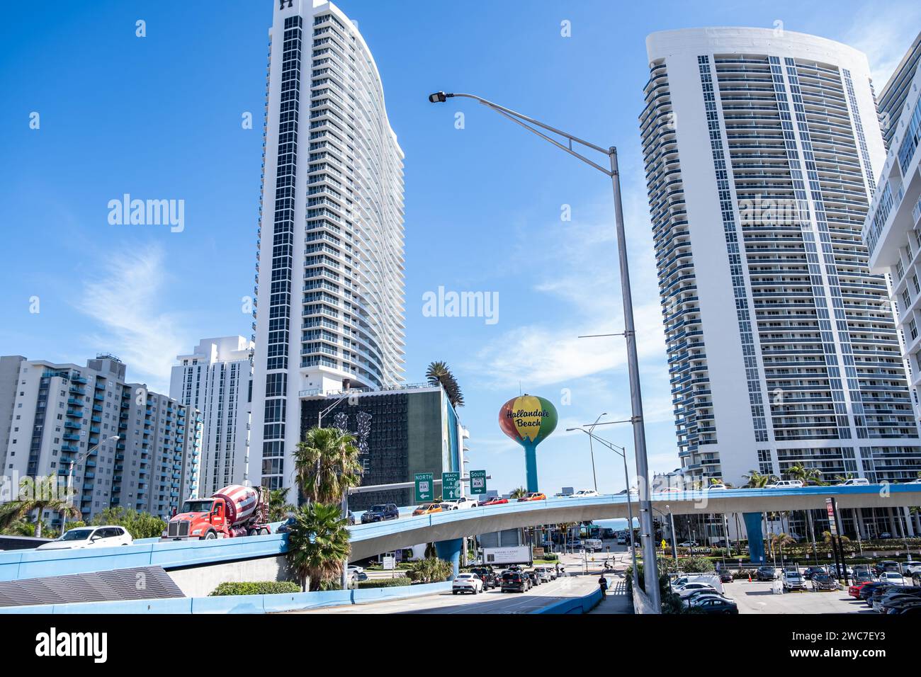 Hallandale beach blvd hi-res stock photography and images - Alamy